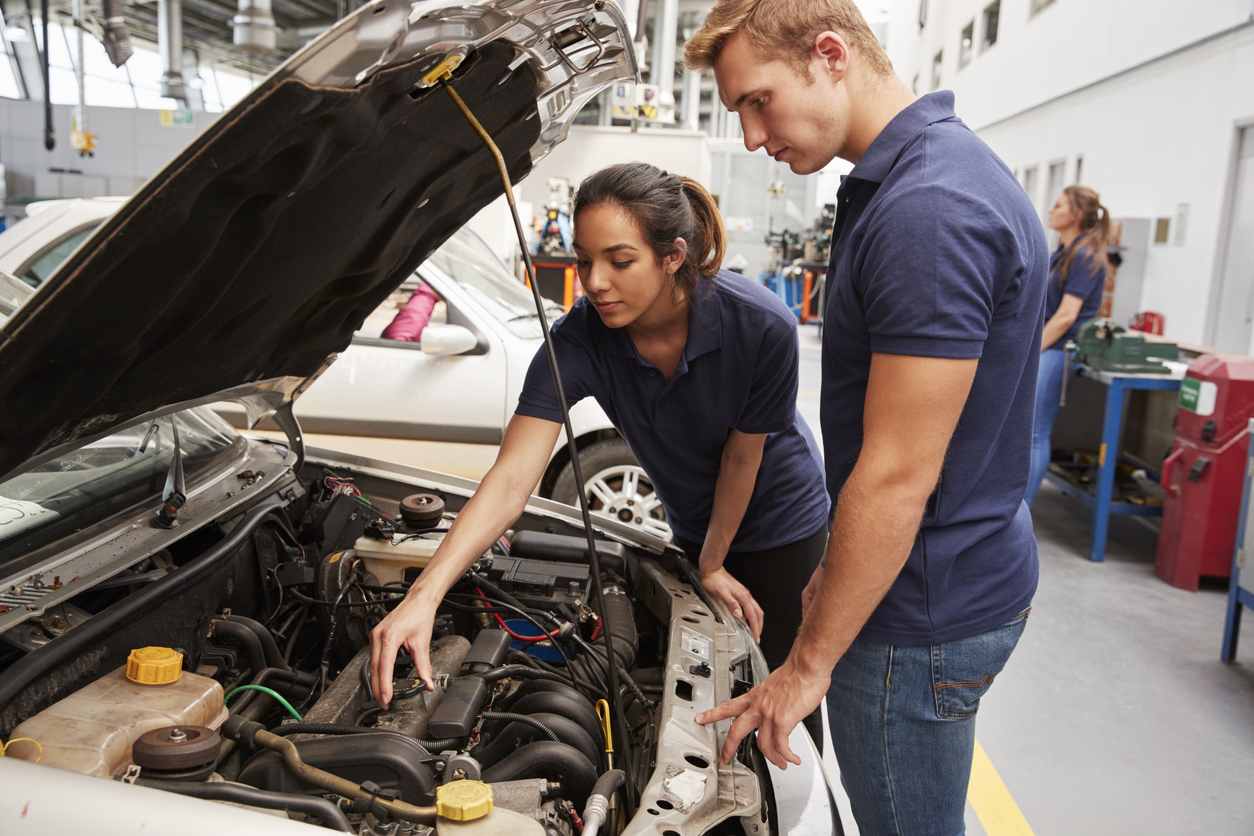 5 Ways to Create a Positive Shop Culture in Fleet